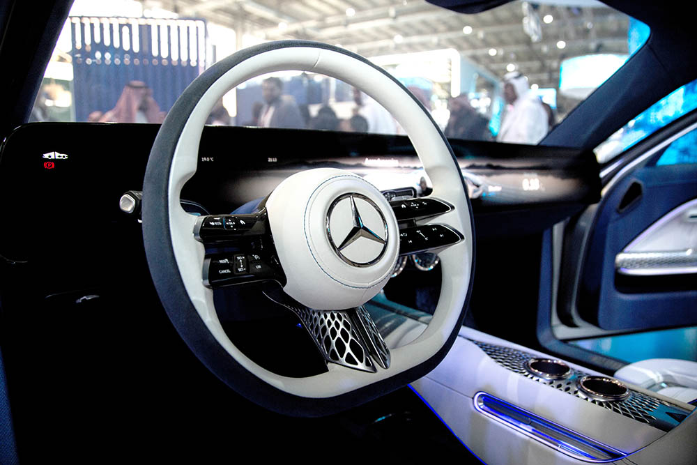 StriveME - مرسيدس-بنز تستعرض أيقونتها الاستثنائية VISION EQXX خلال LEAP 2024 في العاصمة السعودية ...